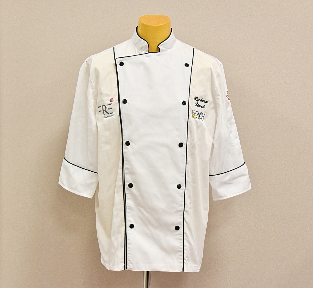 Samolepky, magnetky, nášivky - výroba na zakázku, prodej